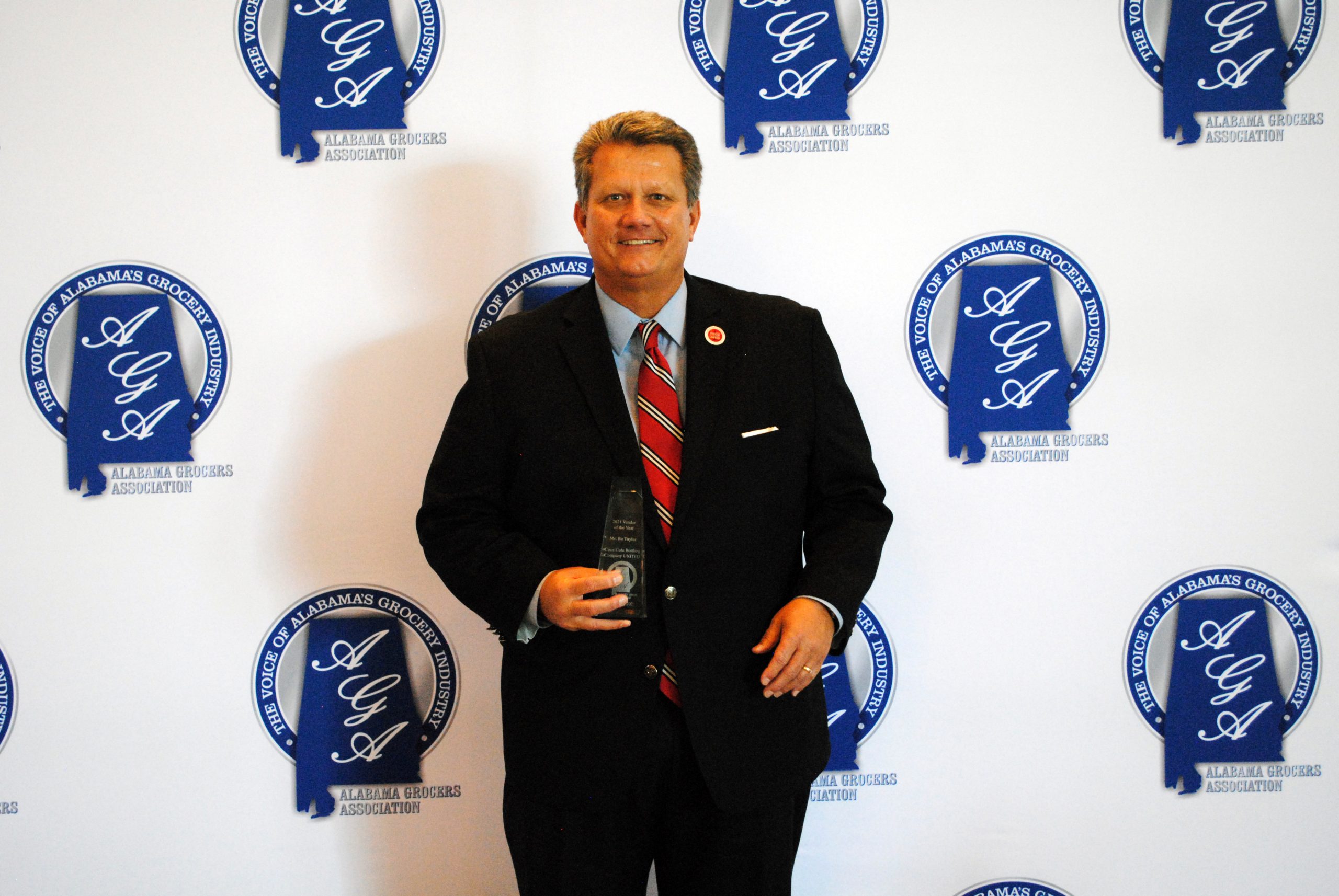 Coca-Cola UNITED's Bo Taylor Named AGA 2021 Grocer of the Year - Coca ...