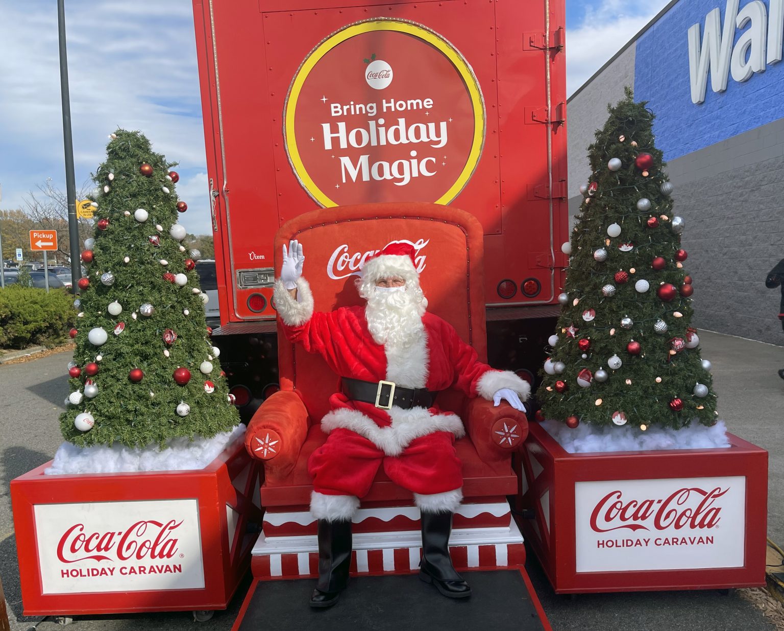 The Coca-Cola Holiday Caravan Is Coming To Town! - Coca-Cola UNITED