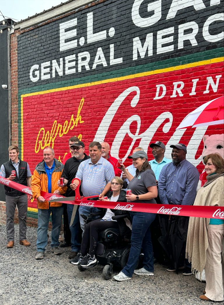 Calera Main Street Unveils Restored Coca-Cola Mural - Coca-Cola UNITED